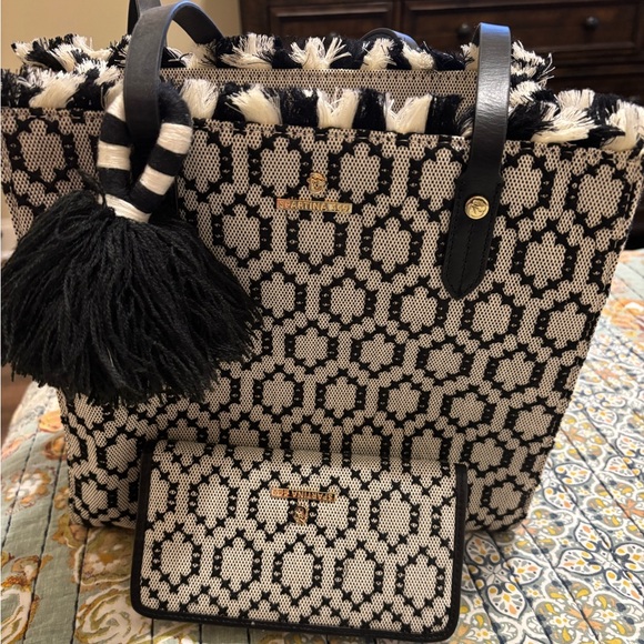 Spartina 449 | Bags | Spartina Tote With Matching Wallet Black And ...